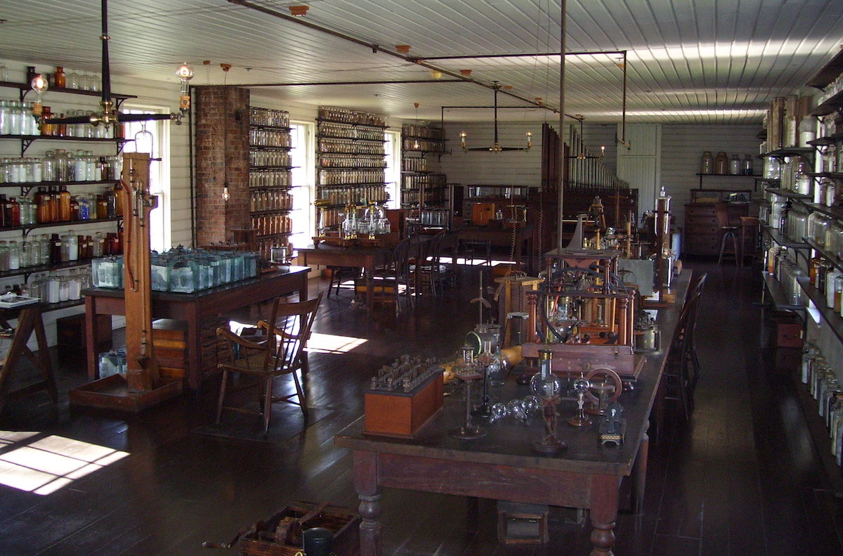 TN History For Kids » Teacher’s Guide to American Machine
